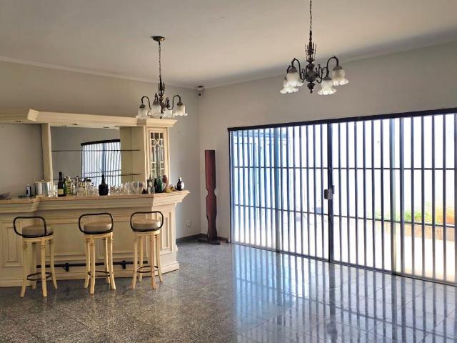 Casa para venda em Parque Residencial Comendador Mançor Daud em São José Do Rio Preto São Paulo de 320.00m² com 5 Quartos, 4 Suítes e 2 Garagens