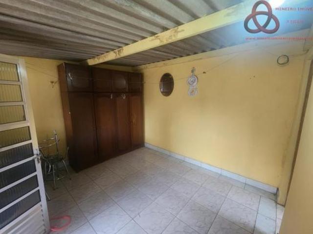Casa para venda em Parque Residencial Eloy Chaves de 181.00m² com 3 Quartos e 5 Garagens