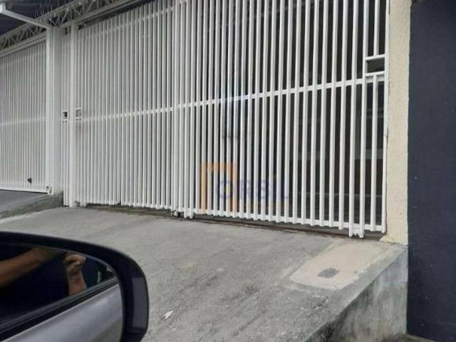 Casa para venda em Parque Residencial Flamboyant de 64.00m² com 2 Quartos, 1 Suite e 2 Garagens