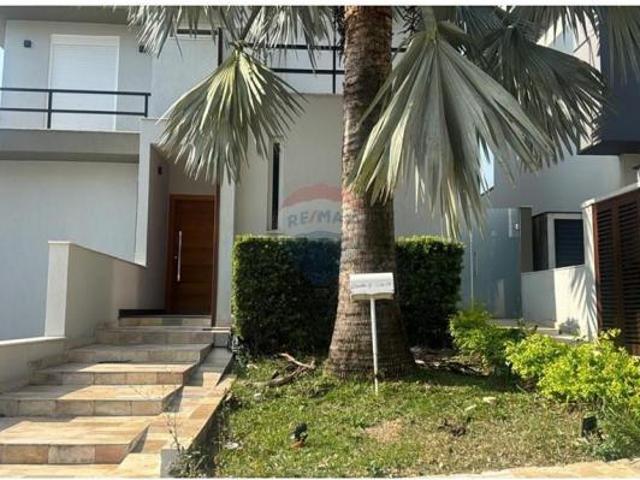 Casa para venda em Condomínio Aruã Eco Park de 384.00m² com 3 Quartos e 3 Suites
