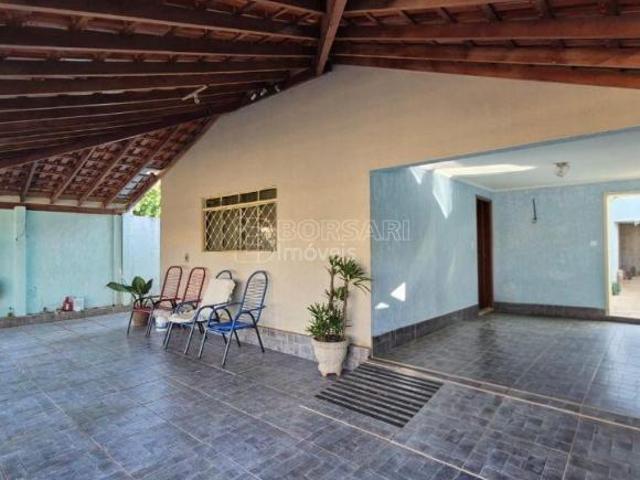 Casa para venda em Parque Residencial Iguatemi de 199.00m² com 3 Quartos e 1 Suite