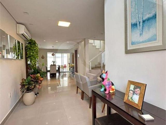 Casa para venda em Parque Residencial Indaiá de 175.00m² com 3 Quartos, 3 Suites e 4 Garagens