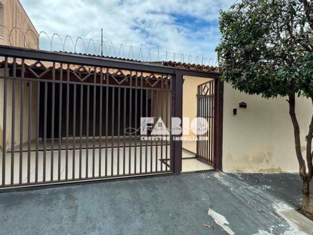 Casa para venda em Parque Residencial J. Macedo de 166.00m² com 3 Quartos e 2 Garagens
