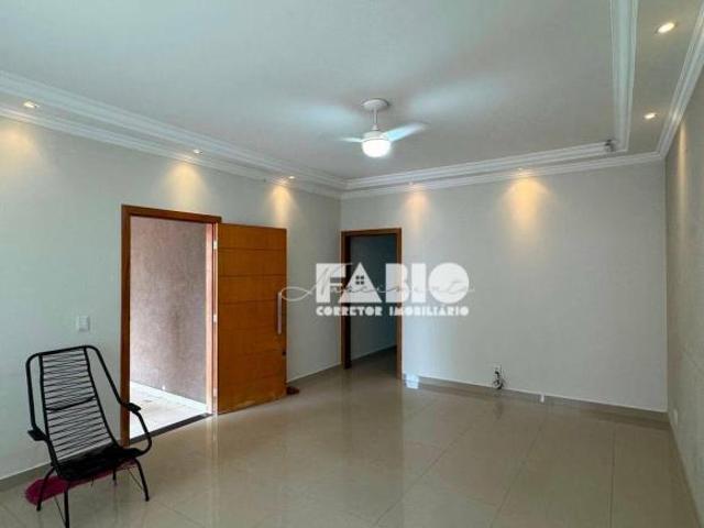 Casa para venda em Parque Residencial J. Macedo de 166.00m² com 3 Quartos e 2 Garagens