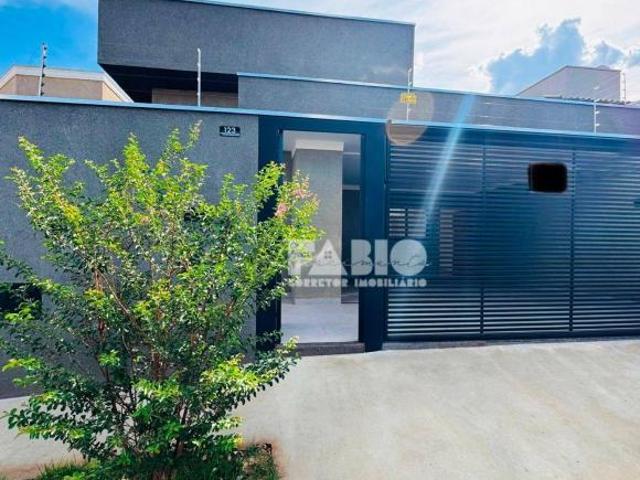 Casa para venda em Parque Residencial J. Macedo de 117.00m² com 3 Quartos, 1 Suite e 2 Garagens