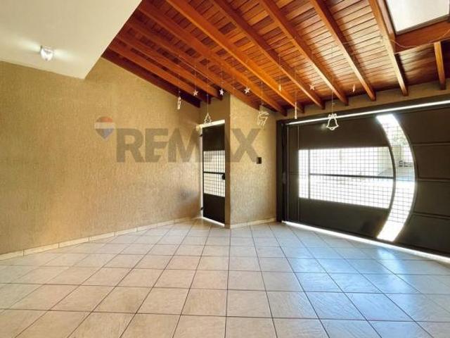 Casa para venda em Parque Residencial Jaguari de 153.92m² com 3 Quartos, 1 Suite e 2 Garagens