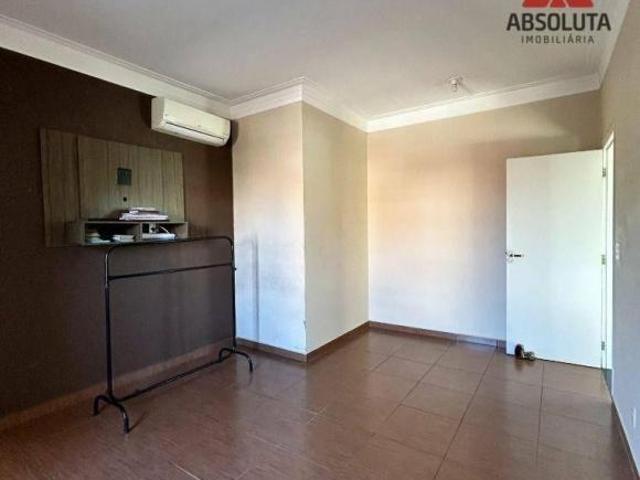 Casa para venda em Parque Residencial Jaguari de 190.00m² com 3 Quartos, 1 Suite e 2 Garagens