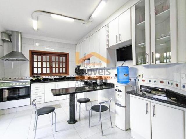 Casa para venda em Parque Residencial Jaguari de 231.00m² com 3 Quartos, 1 Suite e 4 Garagens