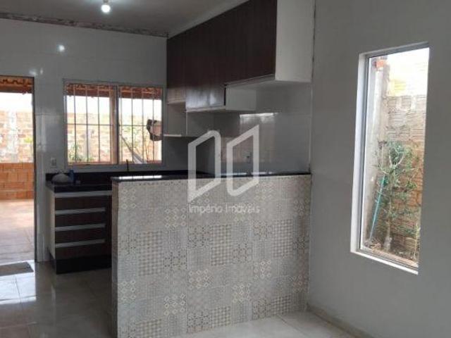 Casa para venda em Parque Residencial Jatobá de 71.00m² com 3 Quartos e 3 Garagens