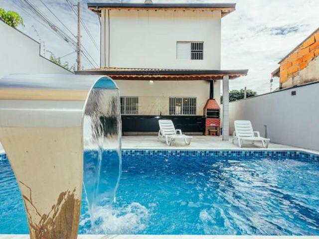 Casa para venda em Parque Residencial Paraíso de 141.00m² com 3 Quartos, 1 Suite e 2 Garagens