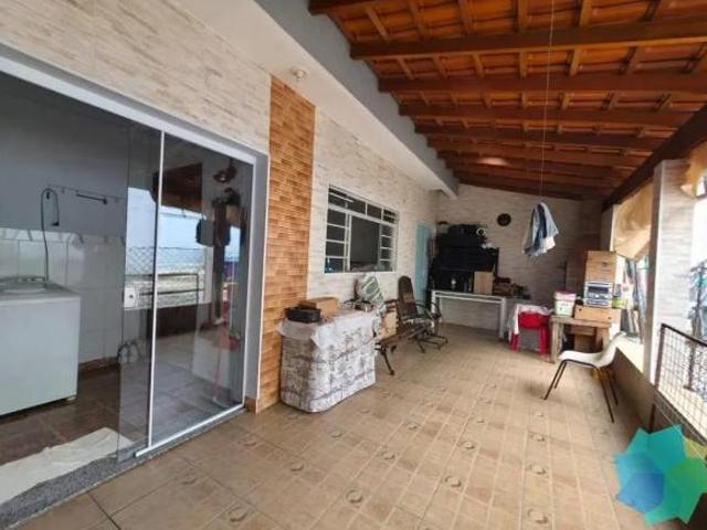 Casa para venda em Parque Residencial Rondon de 177.53m² com 3 Quartos e 2 Garagens