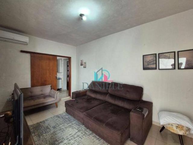 Casa para venda em Parque Residencial Vale Do Sol de 208.00m² com 3 Quartos, 2 Suites e 2 Garagens