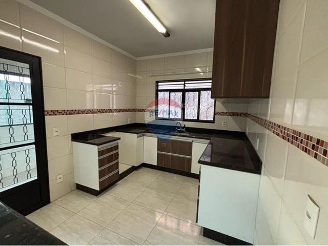 Casa para venda em Parque Residencial Vinte E Quatro De Maio em Botucatu São Paulo de 108.26m² com 2 Quartos e 4 Garagens