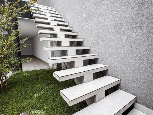 Casa para venda em Parque Ribeiro de Lima com 4 quartos, sendo 1 suíte, 138m²