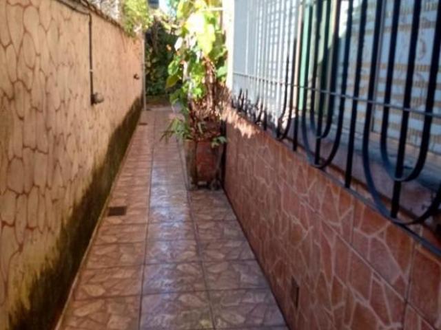 Casa para venda em Parque São Vicente de 216.00m² com 3 Quartos, 1 Suite e 2 Garagens