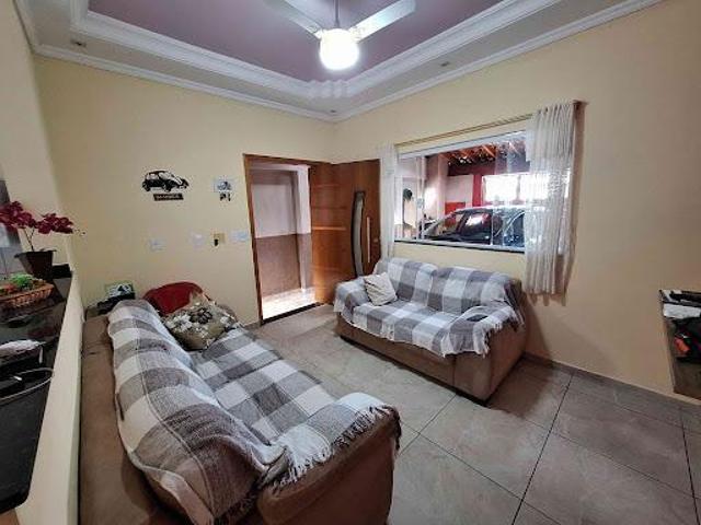Casa para venda em Parque São Cristóvão de 127.00m² com 2 Quartos, 1 Suite e 2 Garagens
