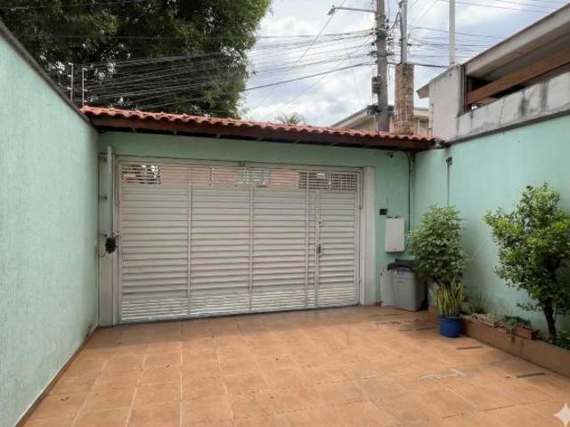 Casa para venda em Parque São Domingos com 4 quartos, sendo 2 suítes, 185m²