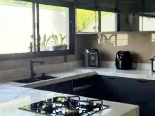 Casa para venda em Parque São Lourenço de 250.00m² com 3 Quartos, 1 Suite e 4 Garagens