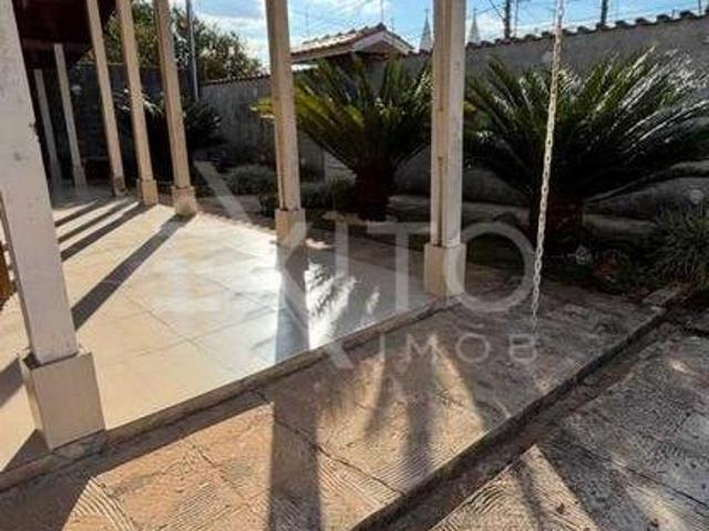 Casa para venda em Jundiaí Mirim de 401.00m² com 3 Quartos, 1 Suite e 5 Garagens