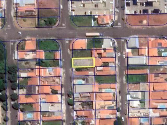 Casa para venda em Parque São Matheus de 10.00m² com 1 Quarto, 1 Suite e 1 Garagem