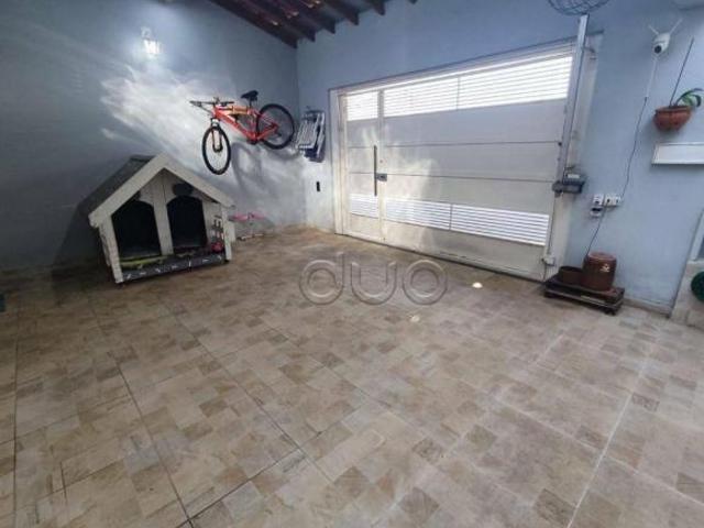 Casa para venda em Parque São Matheus de 135.00m² com 2 Quartos e 2 Garagens