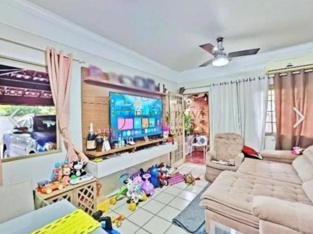 Casa para venda em Parque São Sebastião de 130.00m² com 3 Quartos, 1 Suite e 2 Garagens