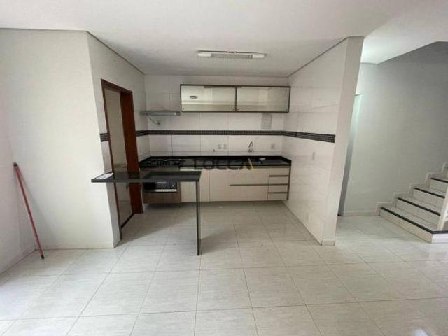 Casa para venda em Parque São Sebastião de 83.00m² com 2 Quartos, 2 Suites e 2 Garagens