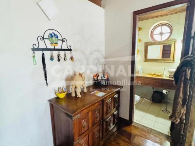 Casa para venda em Parque Santa Marta de 297.00m² com 4 Quartos, 2 Suites e 4 Garagens