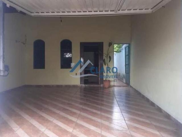 Casa para venda em Parque Santa Cecília de 125.00m² com 2 Quartos, 1 Suite e 2 Garagens