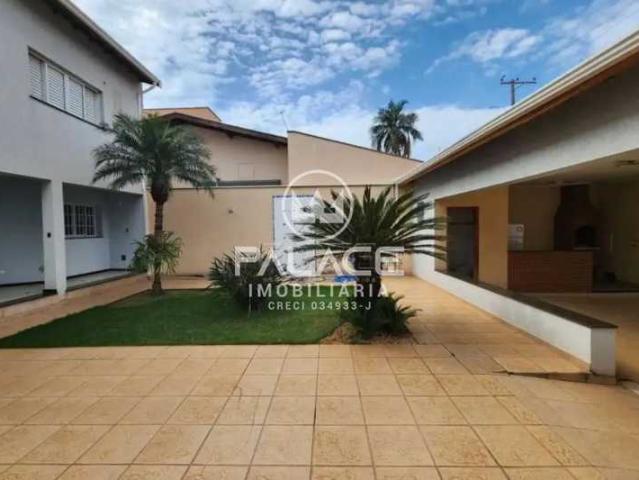 Casa para venda em Parque Santa Cecília em Piracicaba São Paulo de 200.00m² com 3 Quartos, 1 Suíte e 4 Garagens