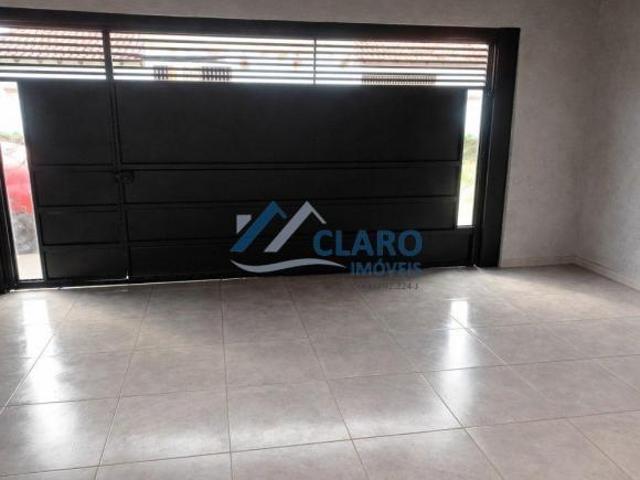 Casa para venda em Parque Santa Edwiges de 140.00m² com 2 Quartos, 1 Suite e 2 Garagens