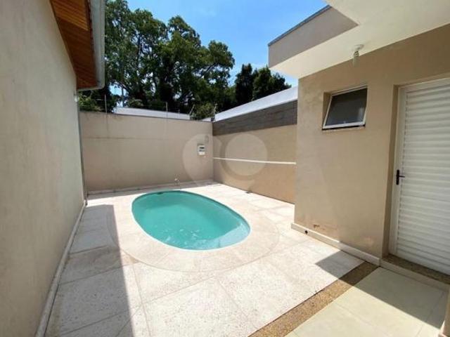 Casa para venda em Parque Santa Isabel de 250.00m² com 3 Quartos, 1 Suite e 3 Garagens
