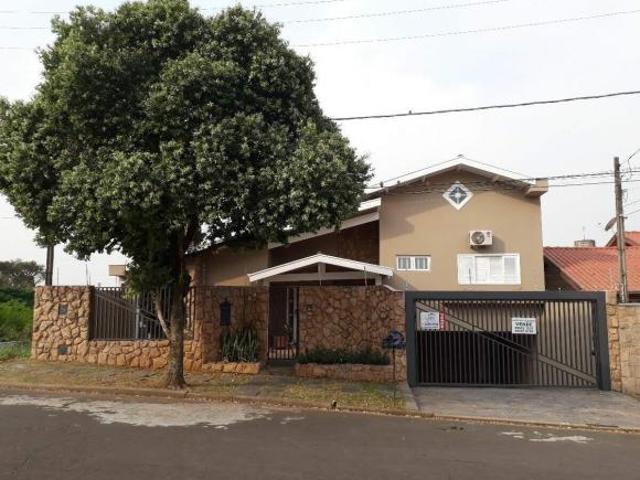 Casa para venda em PARQUE TERRANOVA de 284.00m² com 4 Quartos, 4 Suites e 4 Garagens