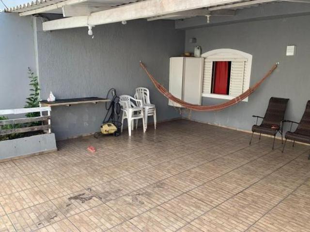 Casa para venda em Parque Universitário de 300.00m² com 5 Quartos, 1 Suite e 3 Garagens