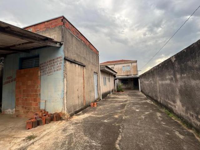 Casa para venda em Parque Universitário De Viracopos de 300.00m² com 3 Quartos e 4 Garagens