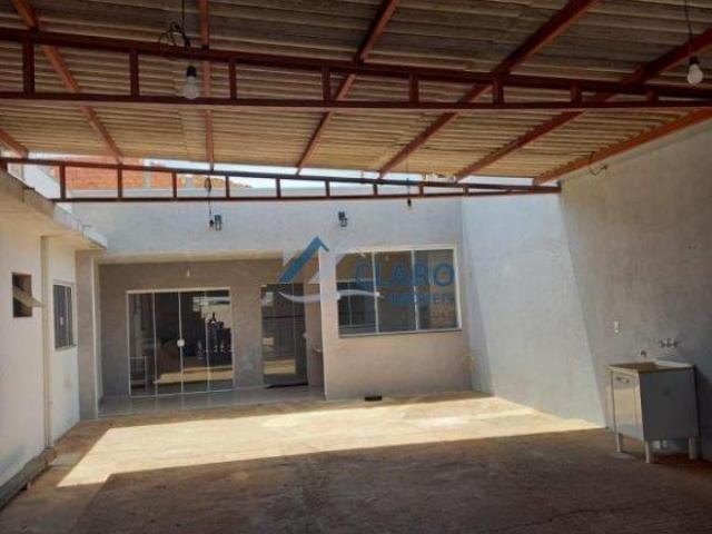 Casa para venda em Parque Val De Palmas de 171.00m² com 3 Quartos, 1 Suite e 4 Garagens
