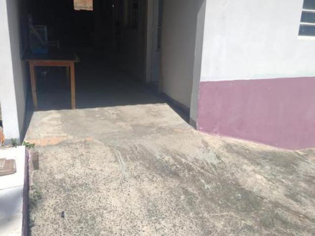 Casa para venda em Parque Valença I de 150.00m² com 2 Quartos e 2 Garagens