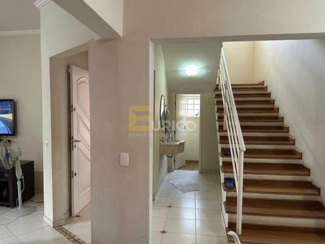 Casa para venda em Parque Via Norte de 209.00m² com 4 Quartos, 1 Suite e 4 Garagens