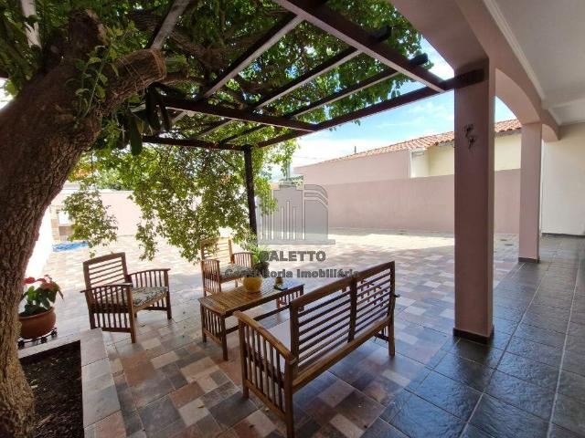 Casa para venda em Parque Via Norte em Campinas São Paulo de 250.00m² com 3 Quartos, 1 Suíte e 8 Garagens