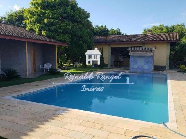 Casa para venda em Parque Village Castelo de 402.00m² com 3 Quartos, 1 Suite e 6 Garagens