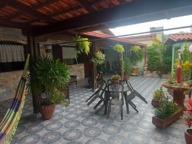 Casa para venda em Petrópolis em Betim Minas Gerais de 360.00m² com 3 Quartos, 1 Suíte e 2 Garagens
