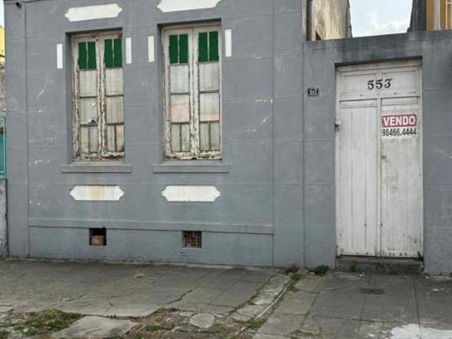 Casa para Venda em Pelotas, Centro, 2 dormitórios, 1 banheiro
