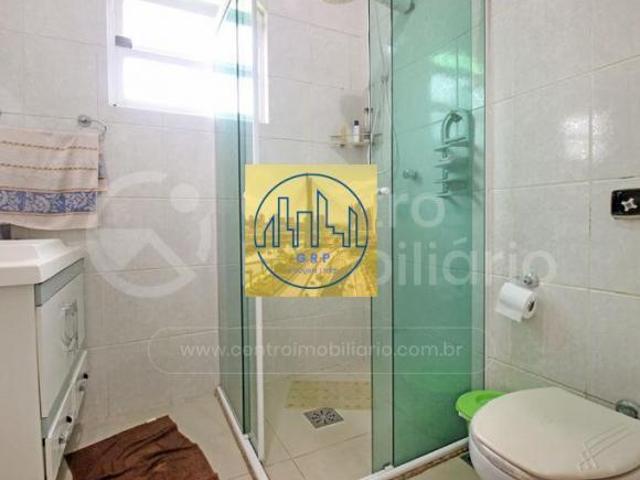 Casa para Venda em Peruíbe, 8 dormitórios, 3 banheiros, 6 vagas