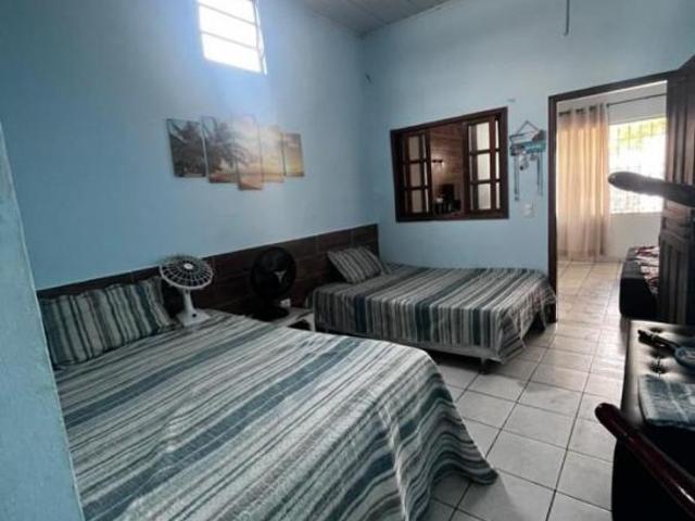 Casa para Venda em Peruíbe, Vila Erminda, 2 dormitórios, 2 banheiros, 1 vaga