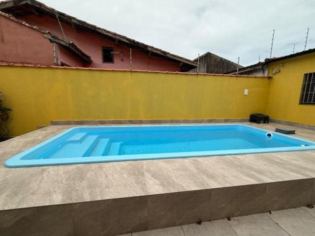 Casa para Venda em Peruíbe, Belmira Novaes, 4 dormitórios, 3 banheiros, 1 vaga