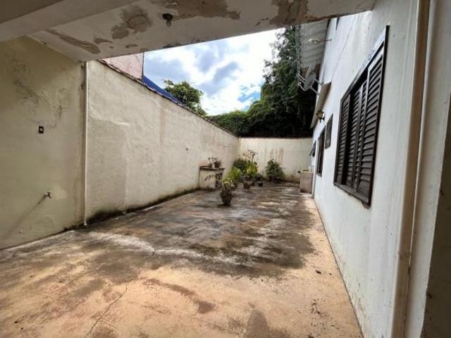 Casa para Venda em Peruíbe, centro, 3 dormitórios, 2 suítes, 1 banheiro, 4 vagas