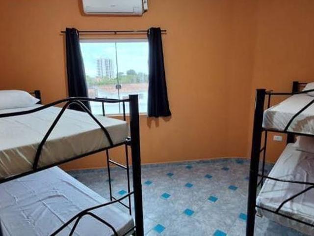 Casa para Venda em Peruíbe, Centro, 4 dormitórios, 1 suíte, 3 banheiros, 1 vaga