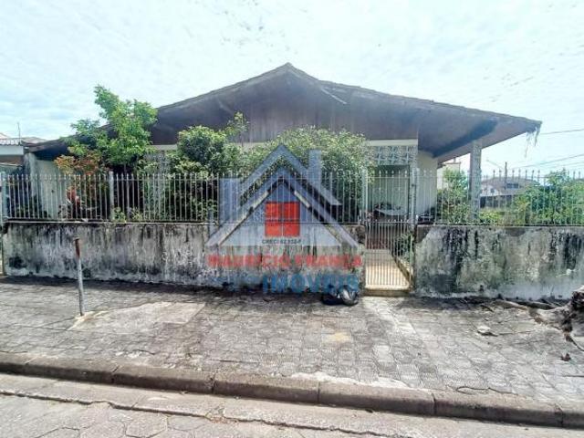 Casa para Venda em Peruíbe, Florida, 3 dormitórios, 1 suíte, 2 banheiros, 4 vagas