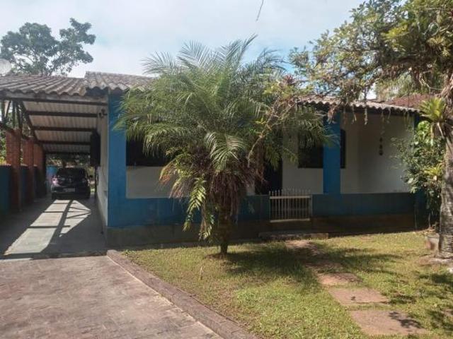 Casa para Venda em Peruíbe, Guaraú, 3 dormitórios, 1 suíte, 2 banheiros, 3 vagas