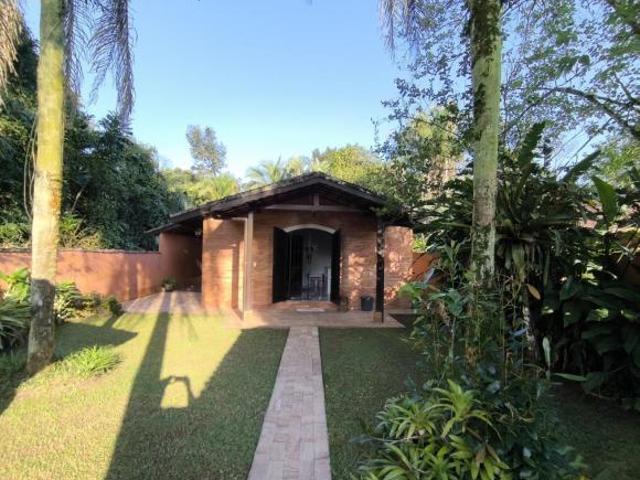 Casa para Venda em Peruíbe, Guaraú, 2 dormitórios, 1 banheiro, 3 vagas